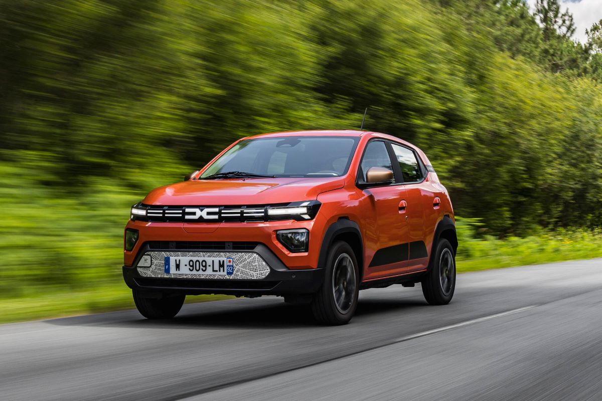 Dacia Spring: scheda tecnica, versioni e foto