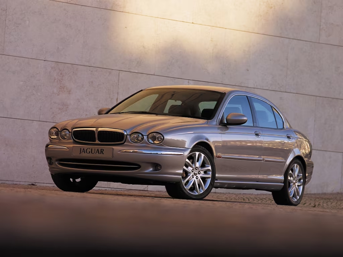 Jaguar X Type: scheda tecnica, versioni e foto